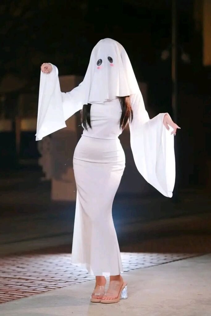 99+ ảnh cosplay ghost theo phong cách ma mị sợ hãi